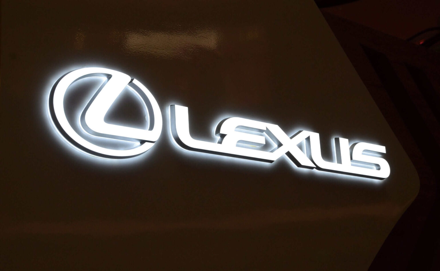 Front and Backlit Channel Letters | BusinessSign.Com