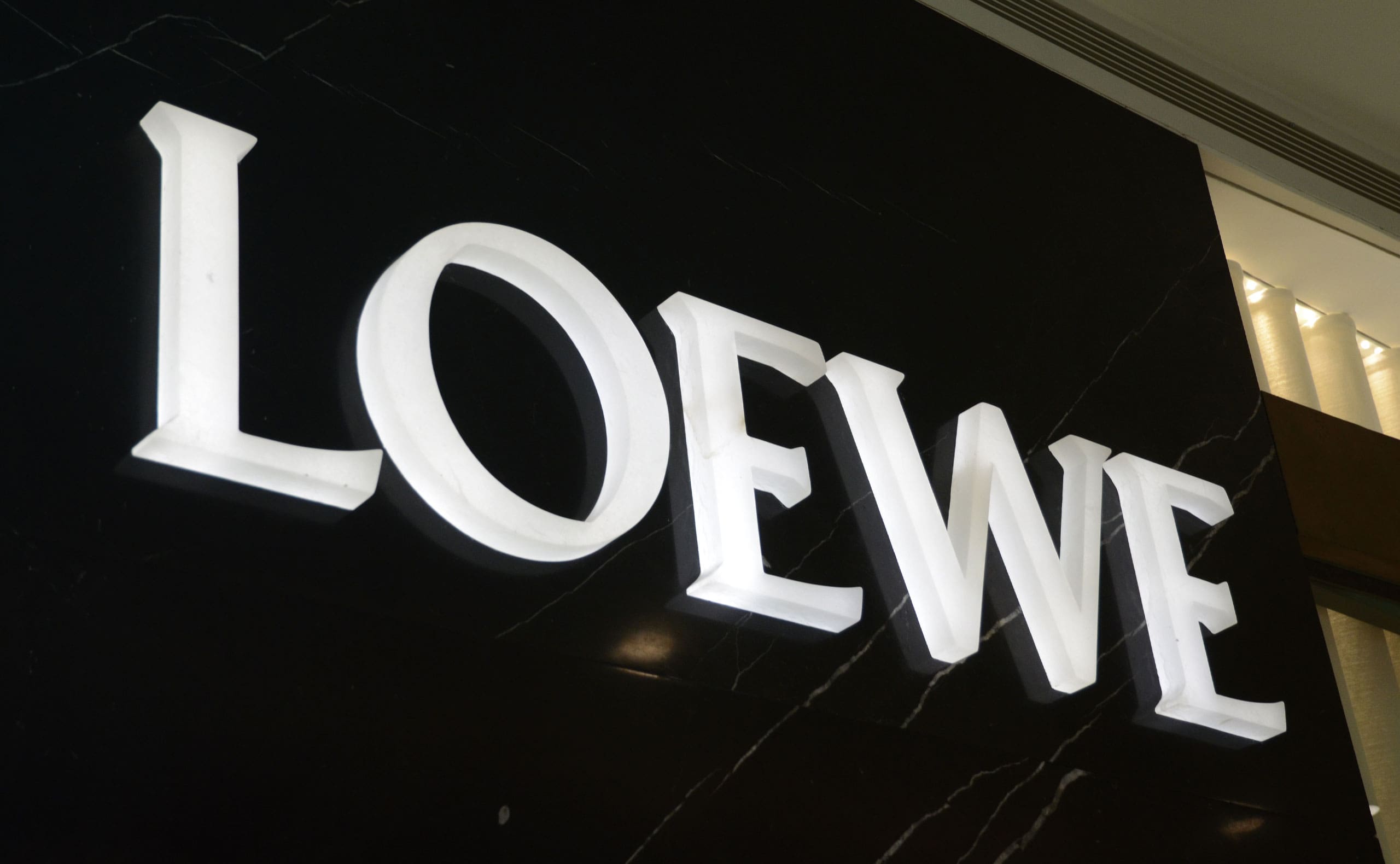 Front and Side Lit Channel Letters | BusinessSign.Com