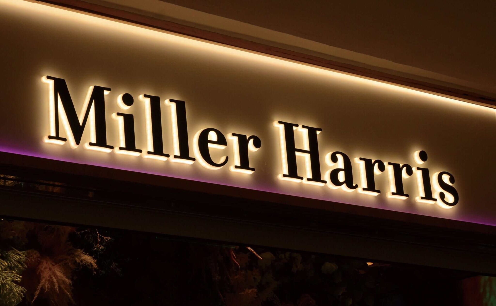 Side Lit Channel Letters With Black Acrylic Front Surface ...