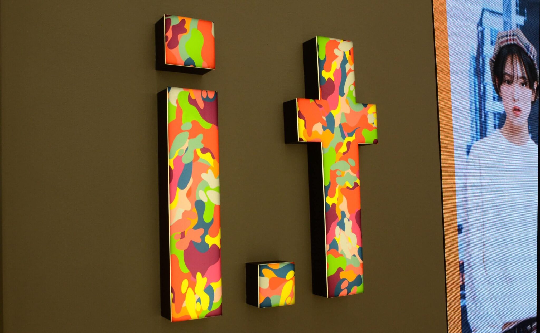 Front Lit Channel Letters | BusinessSign.Com