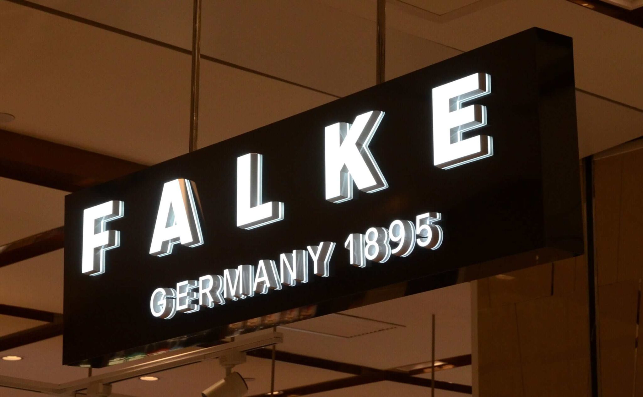Acrylic Front and Backlit Channel Letters | BusinessSign.Com
