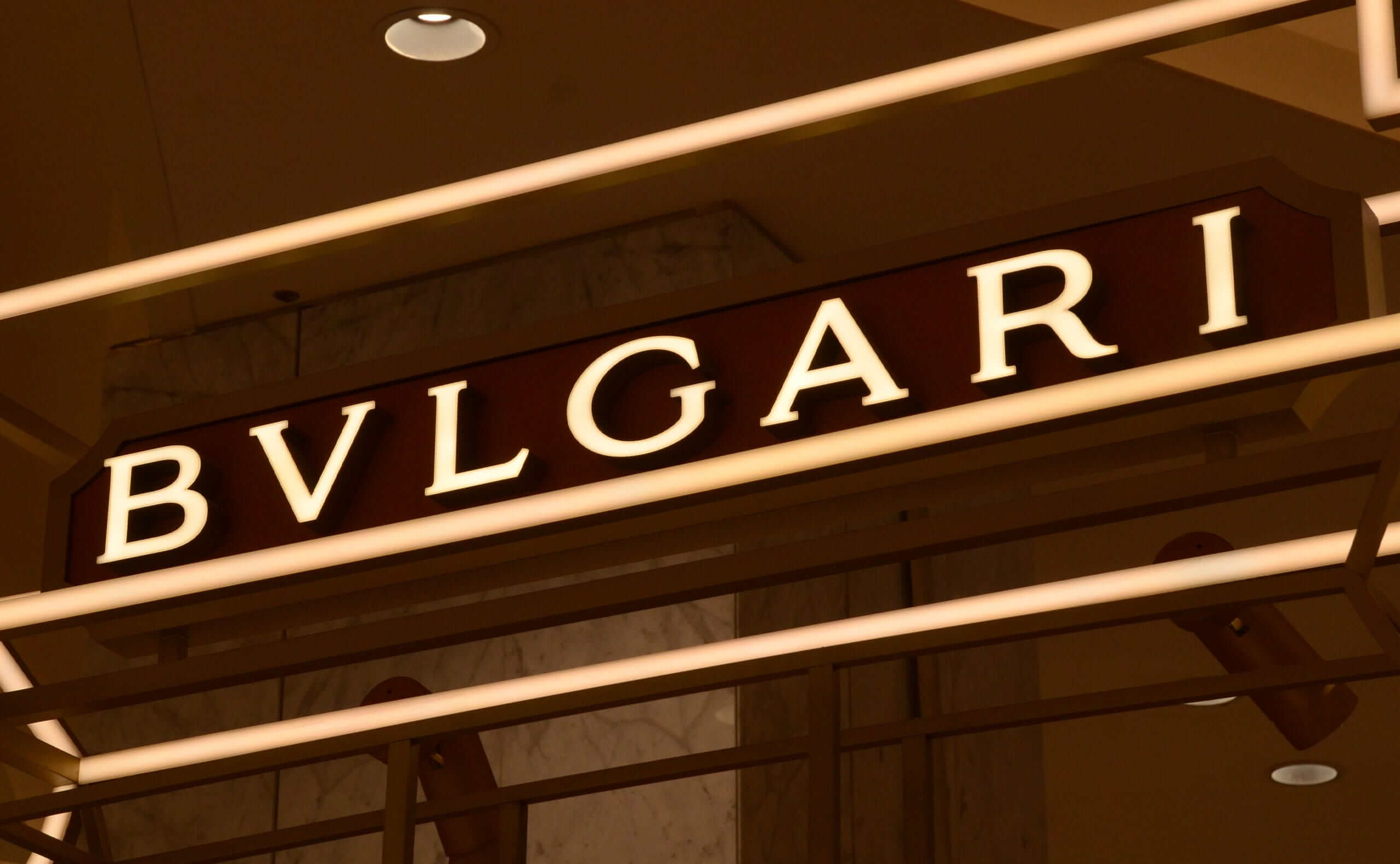 Front Lit Channel Letters | BusinessSign.Com